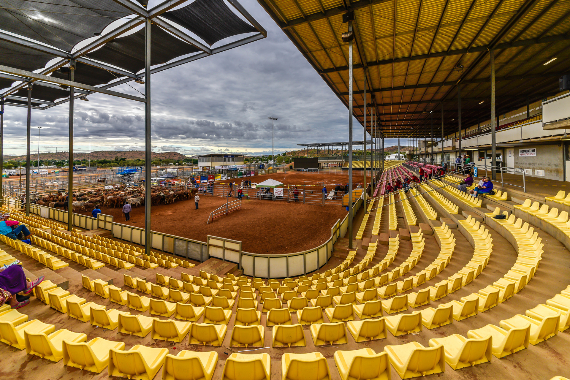 maintenance bg – MOUNT ISA SHOW